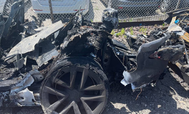Unsafe by Design: More and More Teslas Catch on Fire | flyingpenguin