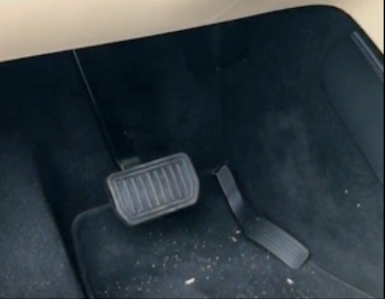 Tesla Owners Still Surprised After a Decade of Their Accelerator Pedals ...