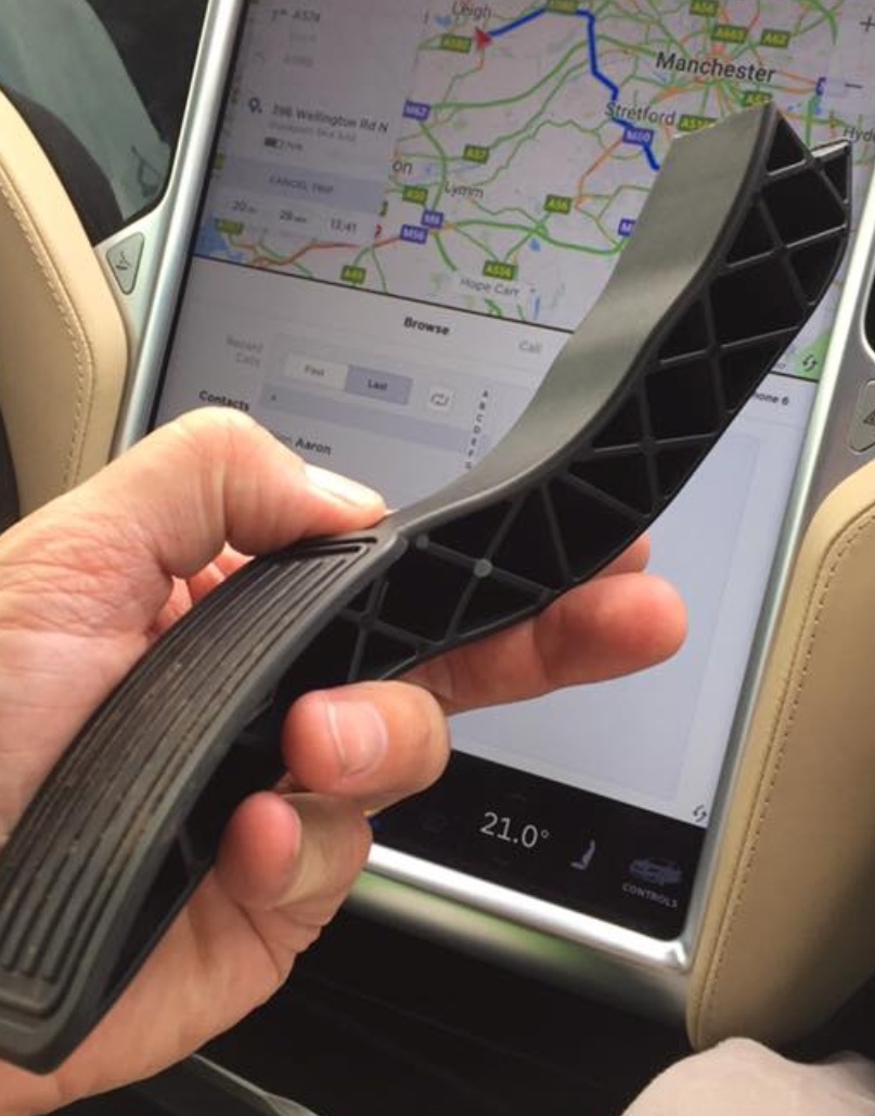 Tesla Owners Still Surprised After a Decade of Their Accelerator Pedals ...