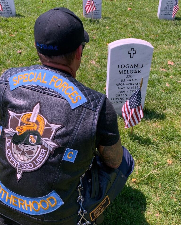 Netflix “In Waves and War”: Propaganda Erases War Crimes to Heal SEALs ...